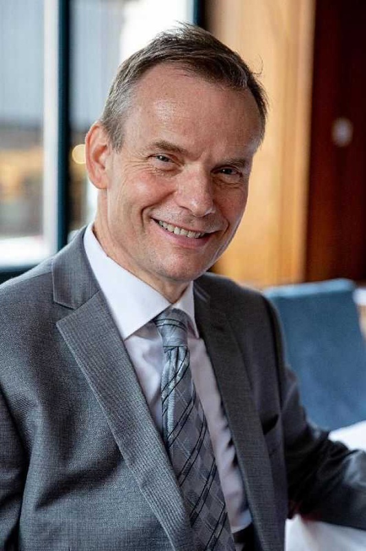 prof. MUDr. Ivan Rychlík, CSc., FASN, FERA » Postgraduální nefrologie